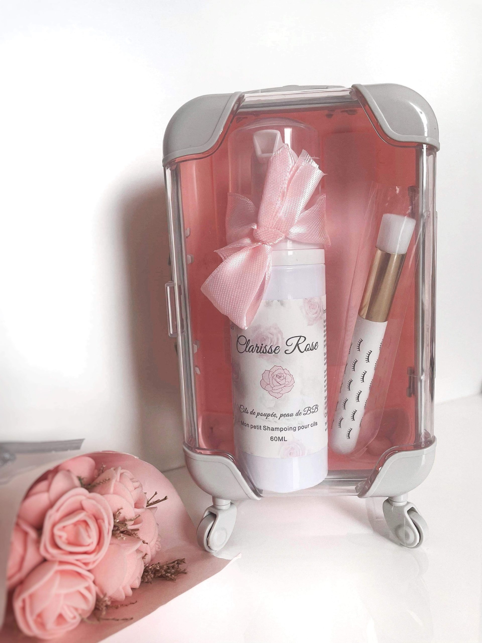 Shampoing pour cils dans son coffret valise - Clarisse Rose